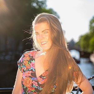 #BookReview: The Villa by Ruth Kelly @panmacmillan #TheVilla # ...